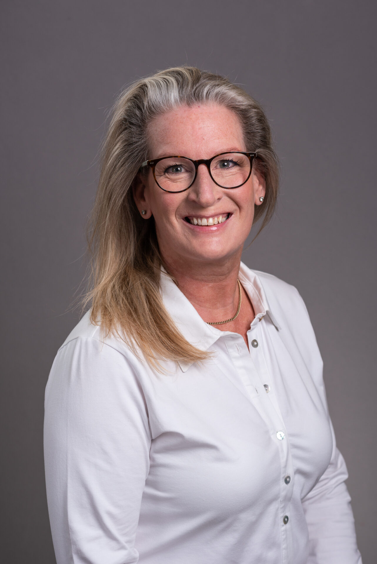 CAROLYN SHEPHERD - Staniford Grays